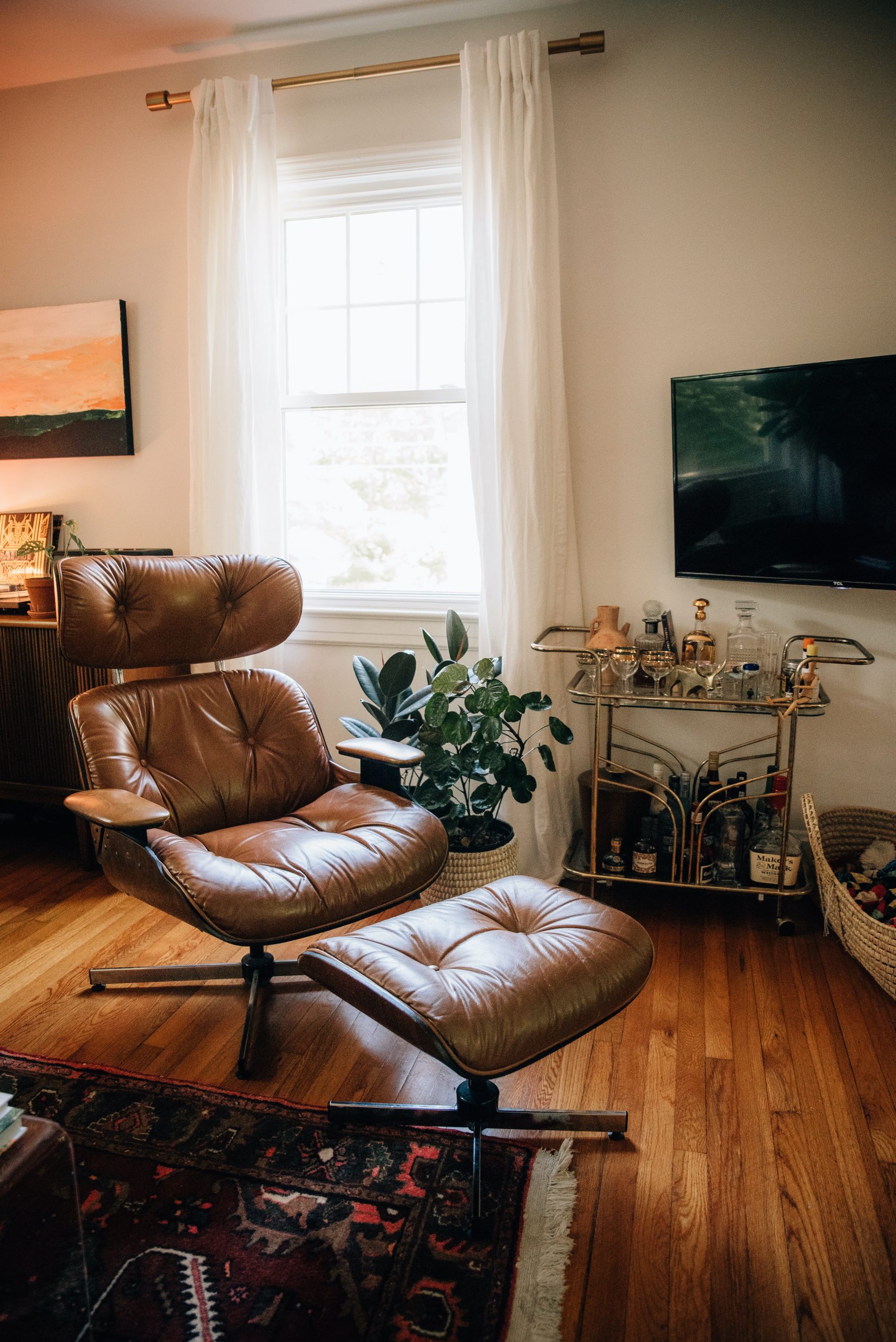 The Krowitz Cottage – Living Room & Dining Room Reveal – The Doctorette